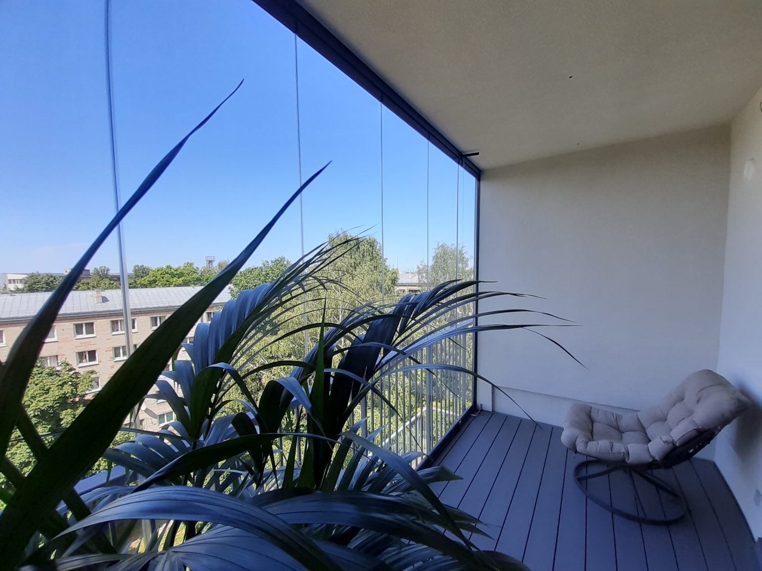 Frameless Terrace | Frameless Balcony | Tipperary Glass