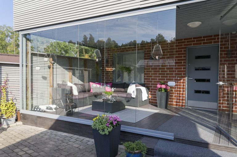 Frameless Terrace | Frameless Balcony | Tipperary Glass