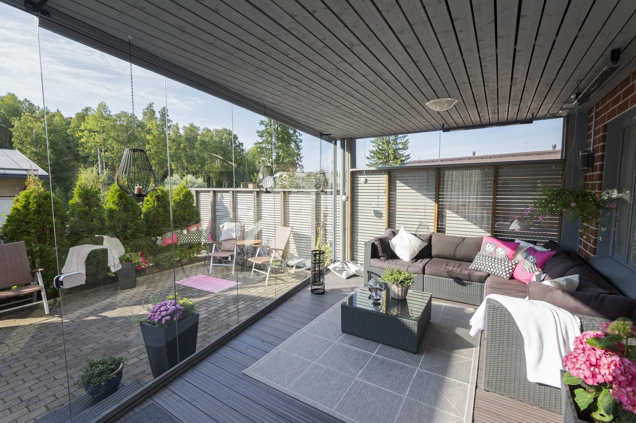 Frameless Terrace | Frameless Balcony | Tipperary Glass